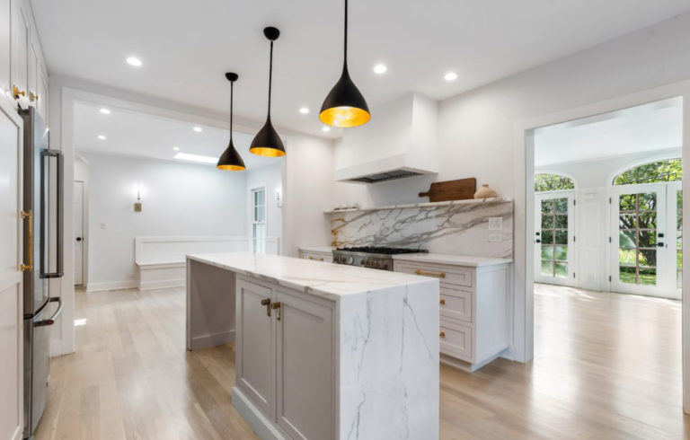 Best Full Slab Backsplash Ideas