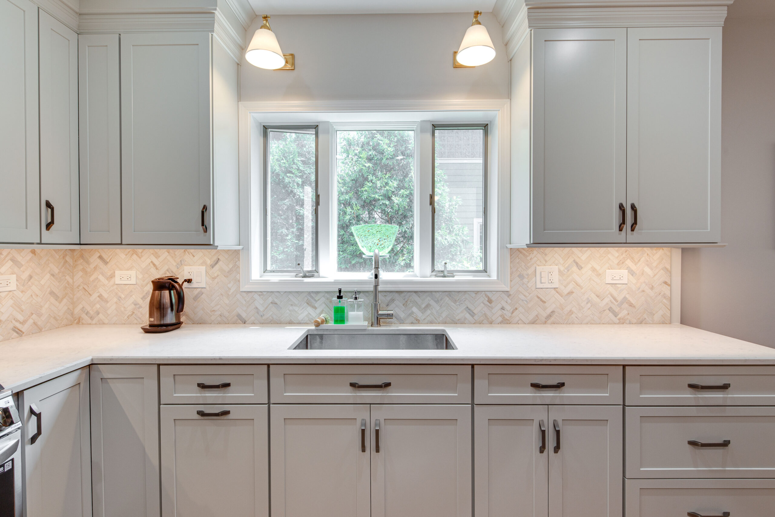 Premium Kitchen Quartz Countertops in Park Ridge - Masters Countertops